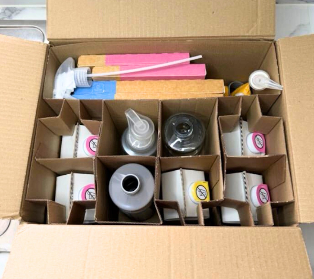 Reduced packaging: how smol is cutting cardboard and carbon.